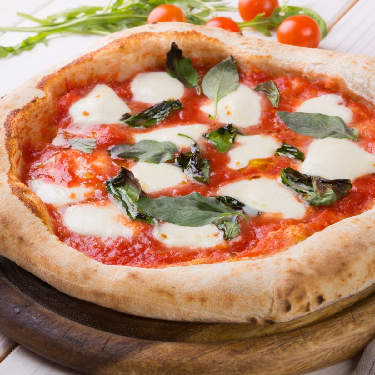Neapolitan Pizza - Easy Recipe for Home Cooks